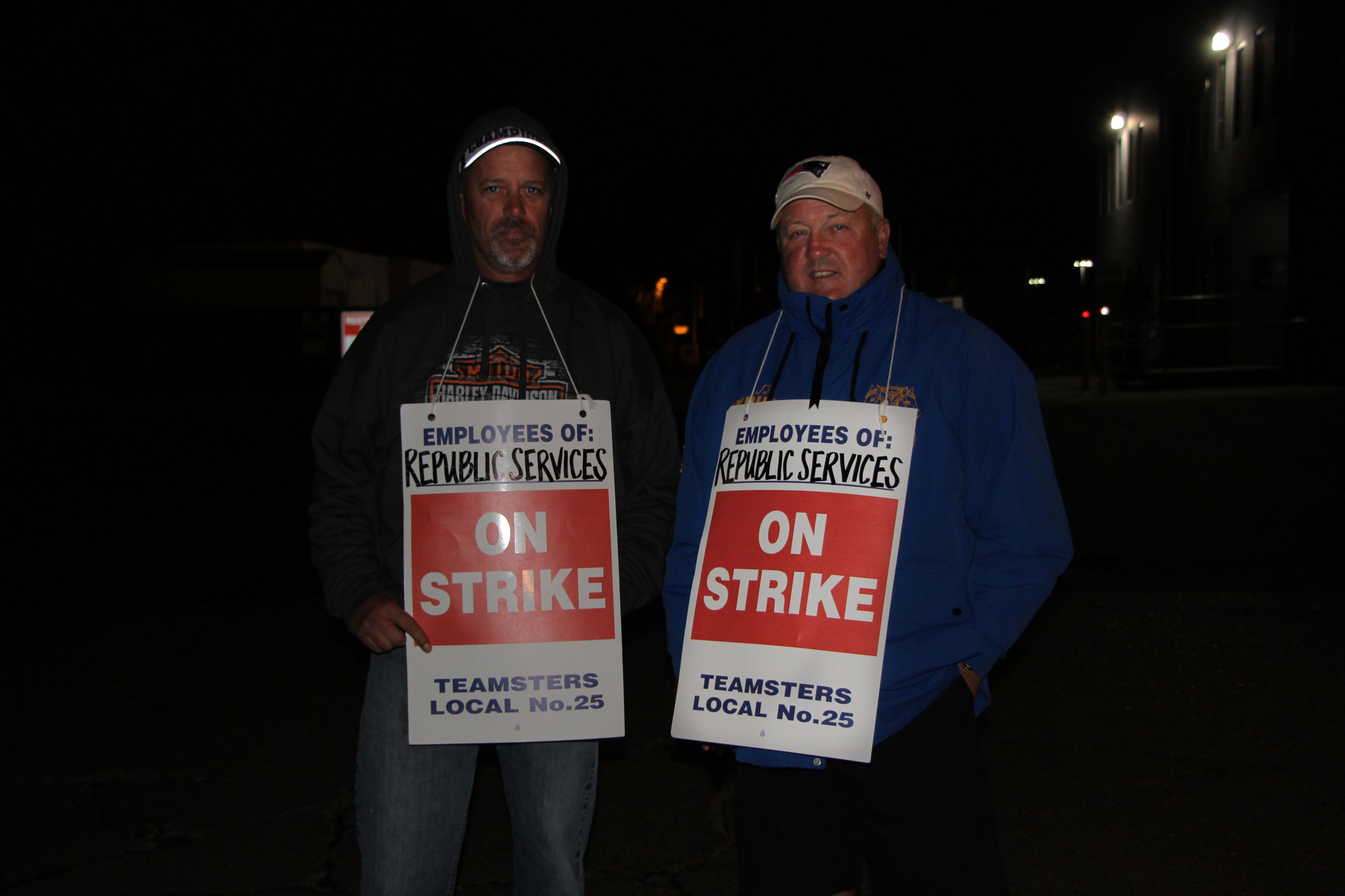 Teamsters Local 174 Members at Republic Services Honor Local 25 Picket ...